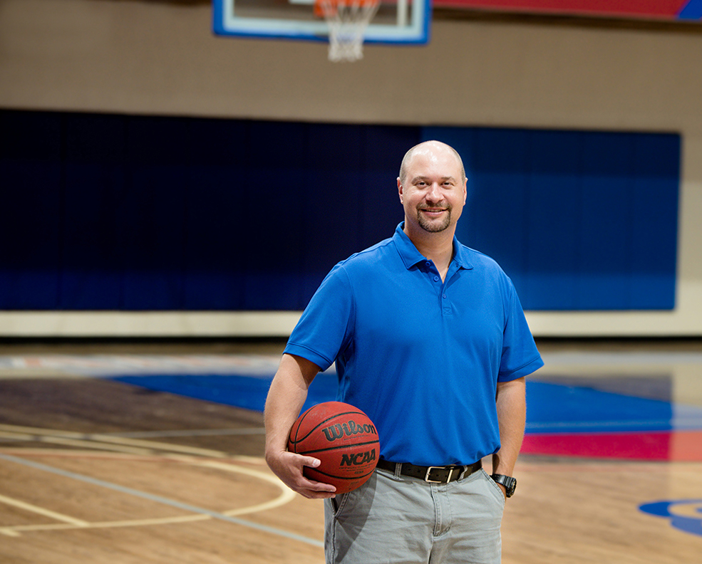 News: Roane State alumnus Jason Taylor named college’s head women’s ...