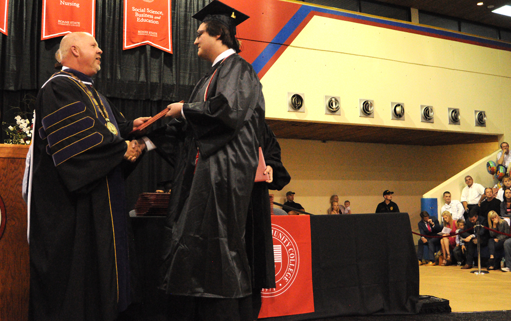 News: Roane State's first Middle College students graduate - Roane ...