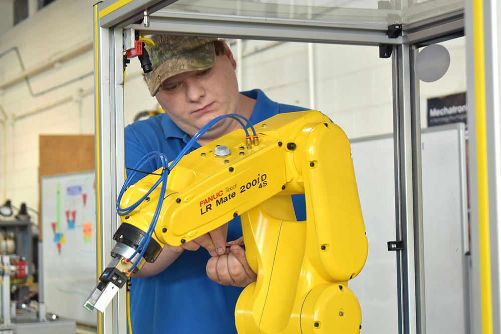 News: Roane State mechatronics students perform well on Siemens Level I ...